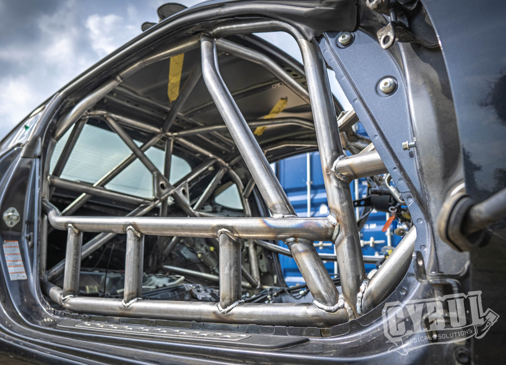 Toyota GT86 V4 roll cage with NASCAR door bars - CYBUL