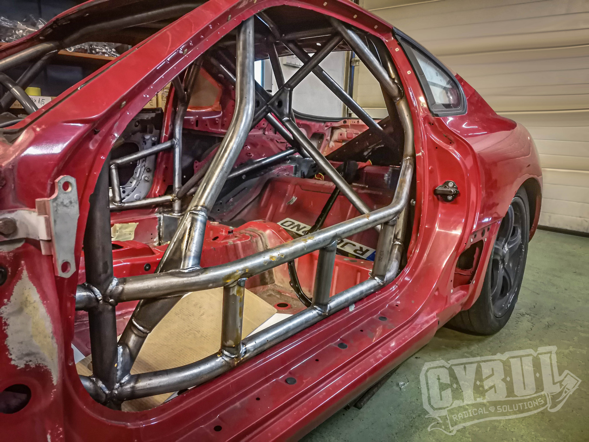 Supra mk IV V5 roll cage with NASCAR door bars - CYBUL
